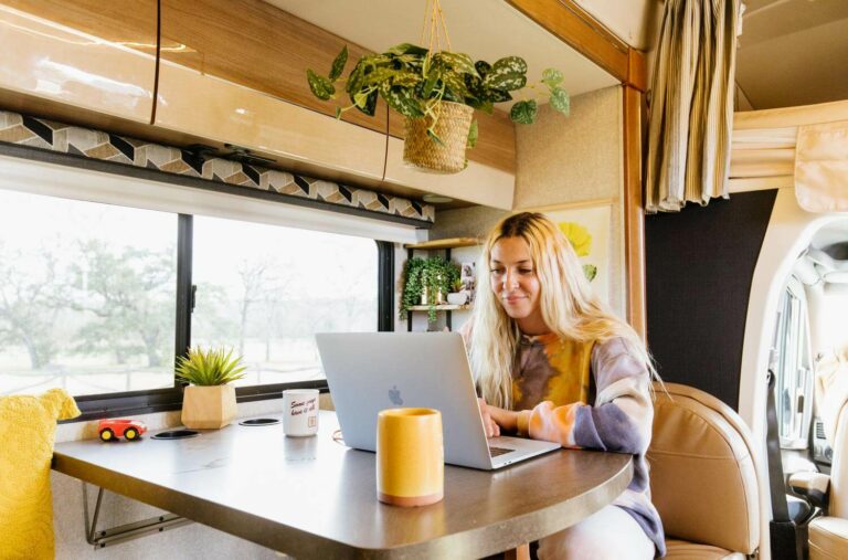 How Does RV Financing Work? | Camping World Blog