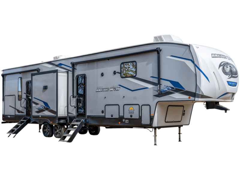 Fifth Wheel vs Travel Trailer Pros and Cons | Camping World Blog