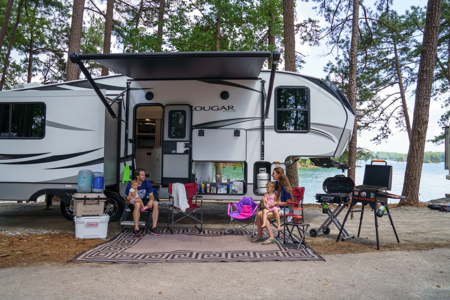 What Buying an RV at Camping World Looks Like | Camping World Blog