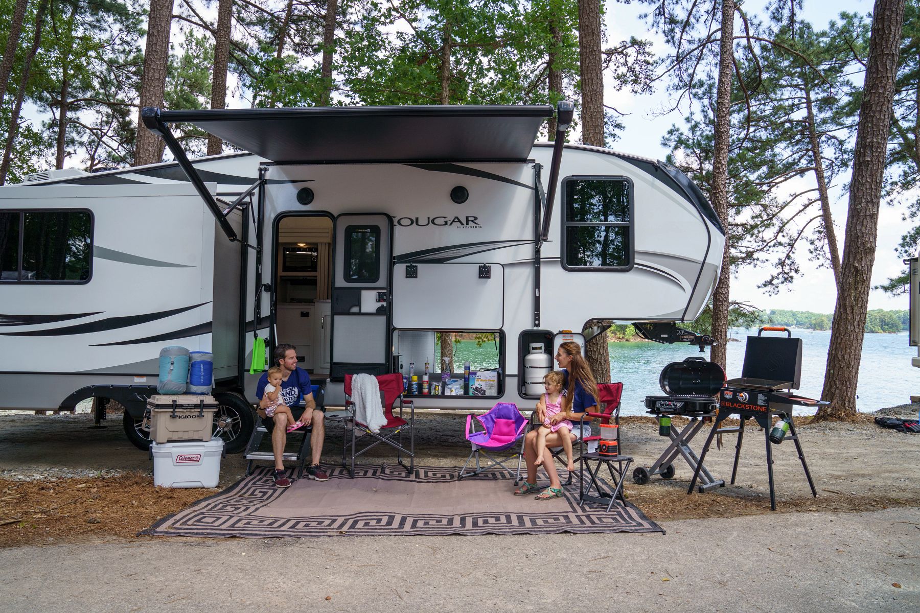 What Buying an RV at Camping World Looks Like | Camping World Blog