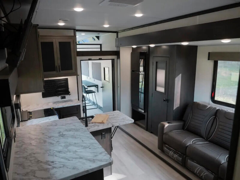 Best RV for Working Remotely