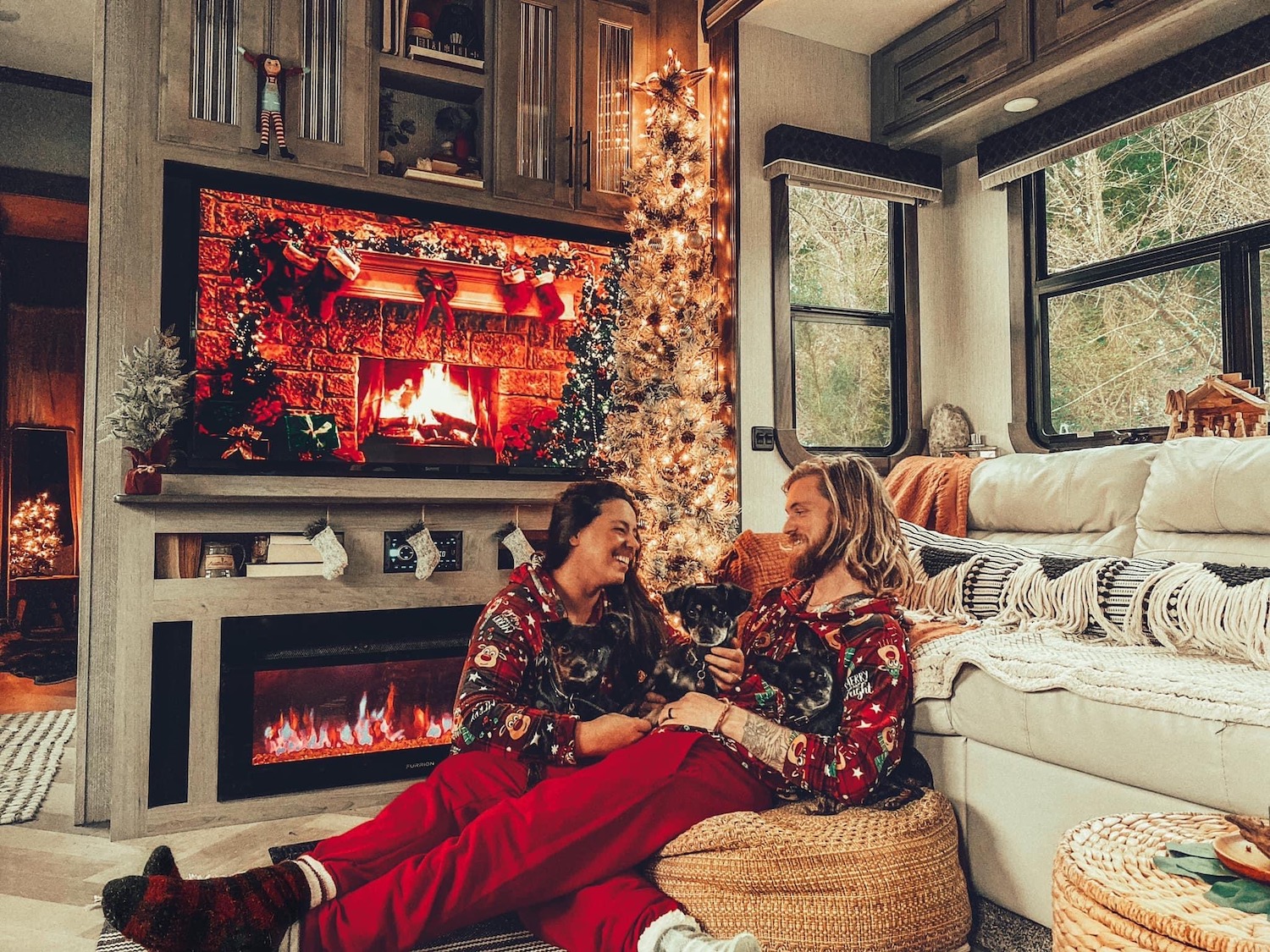 How To Live in an RV Full-Time to Save on City Living | Camping World Blog