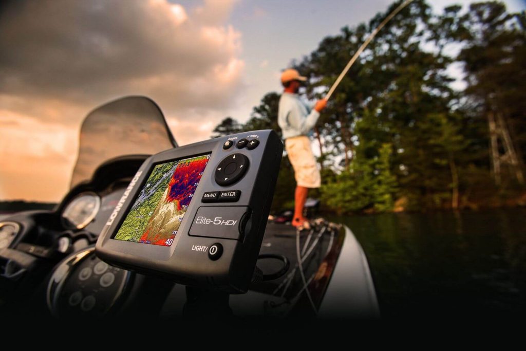 How To Read a Fishfinder | Camping World Blog