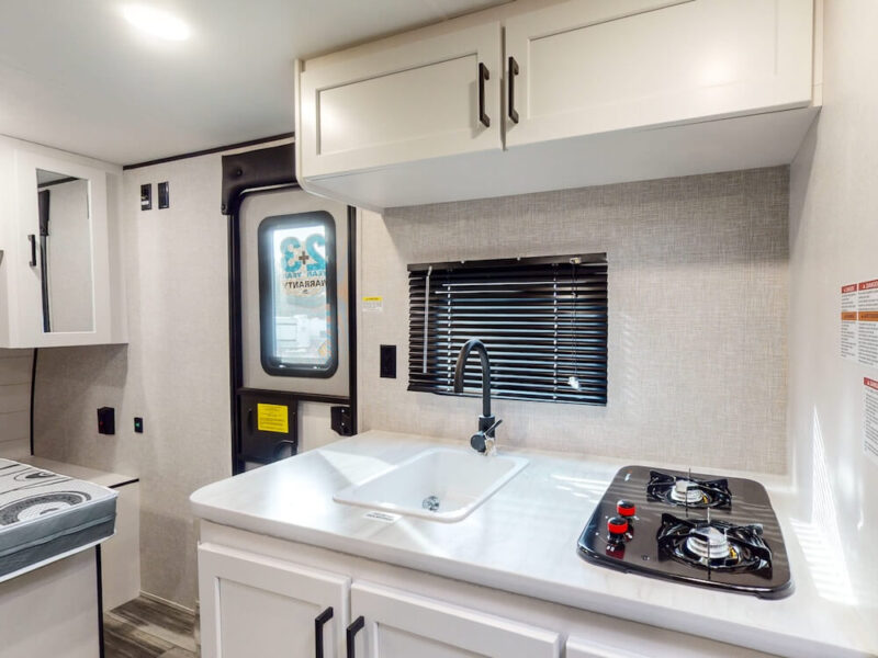 The Best Single Axle Campers of 2025 | Camping World Blog