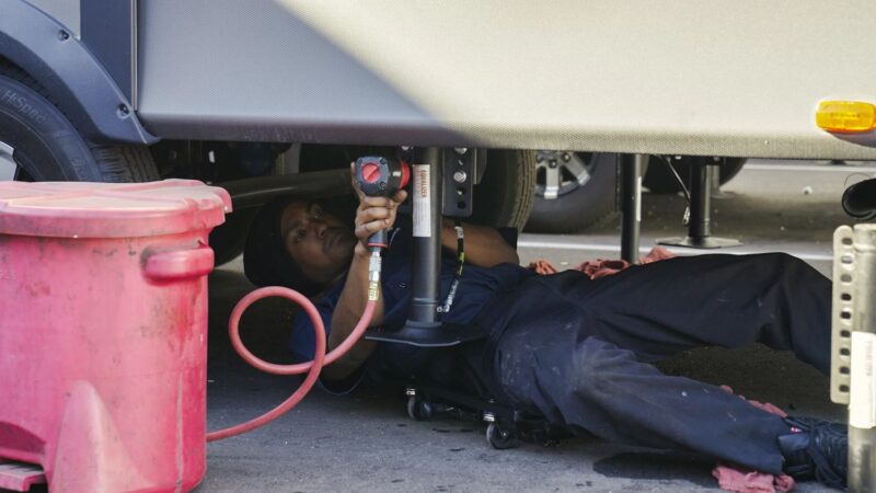 Guide to RV Leveling Systems | Camping World Blog