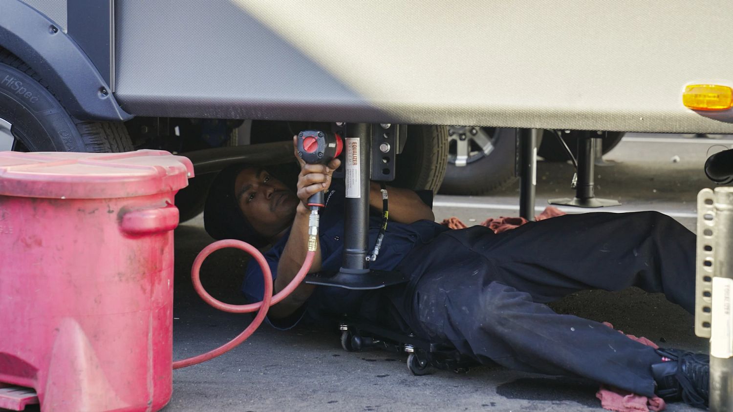 Guide to RV Leveling Systems | Camping World Blog