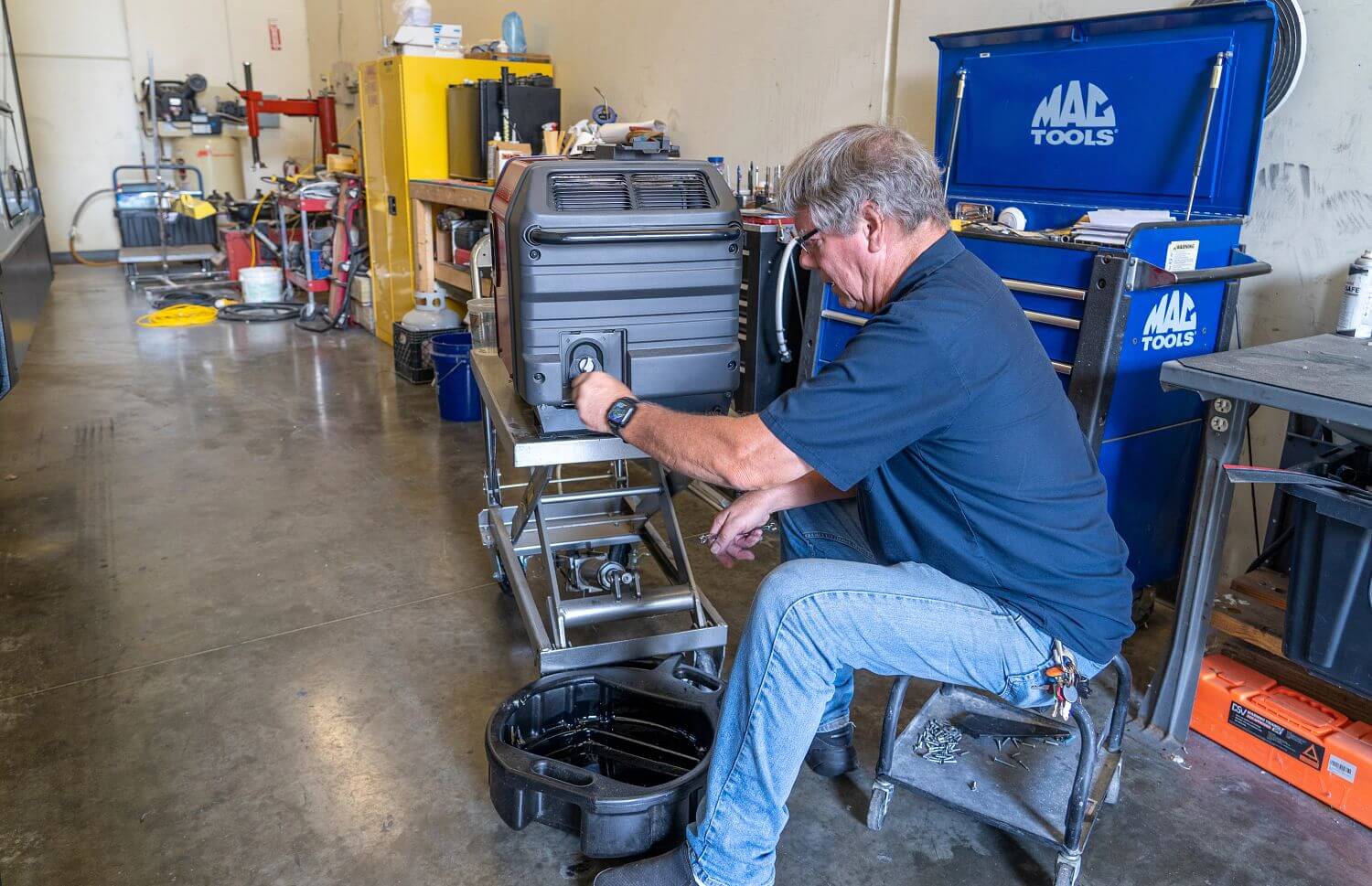 What Size Generator Do I Need for My RV? | Camping World Blog