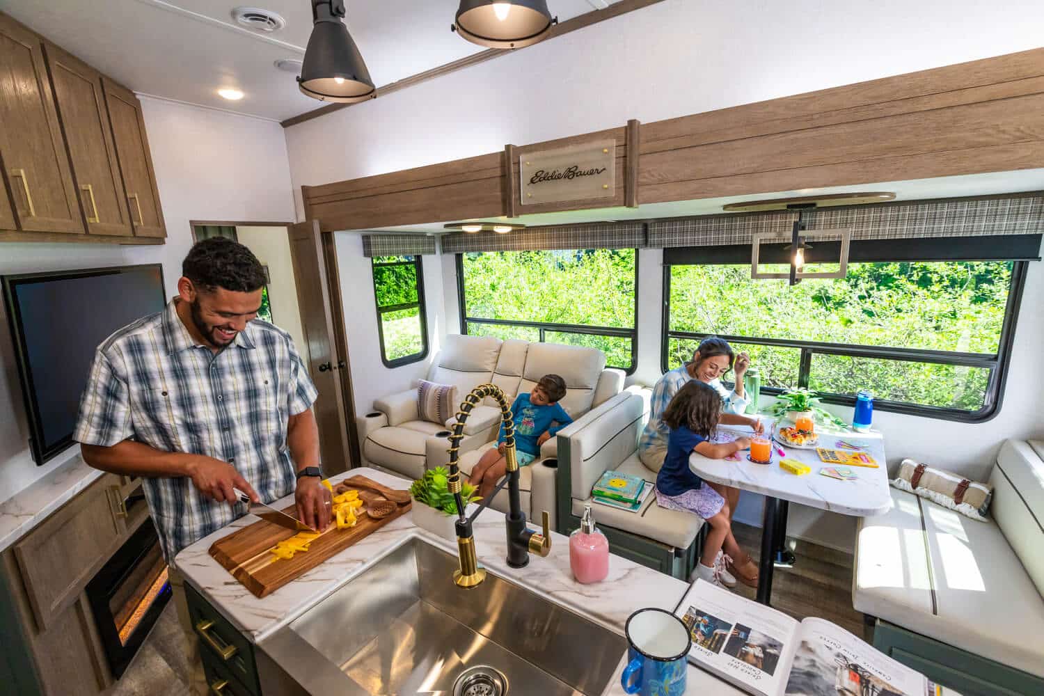 A First Look at the Brand New Eddie Bauer RVs