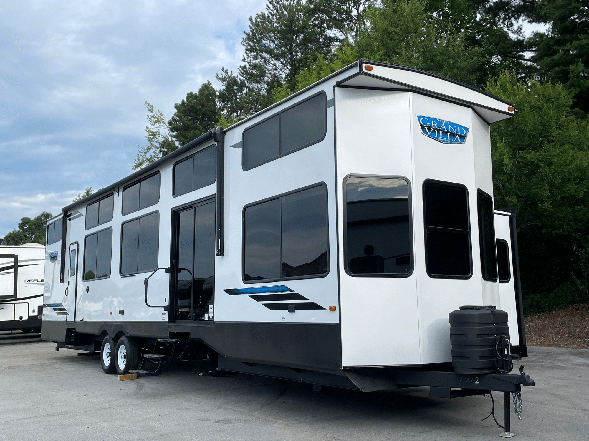 The Types of Towable RVs Explained | Camping World Blog