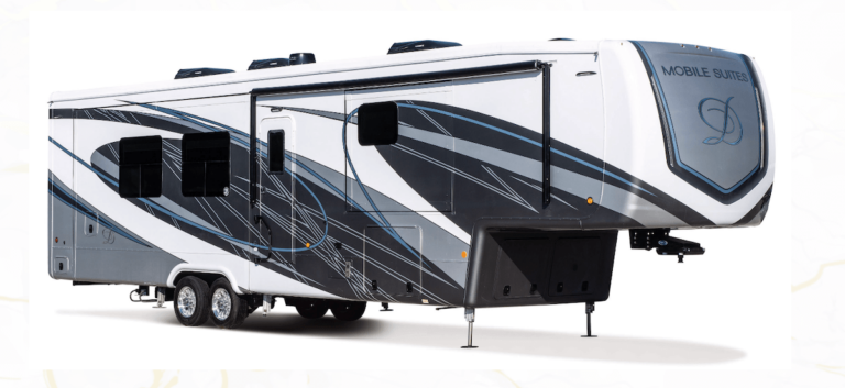What Are the Best 2025 Luxury Fifth Wheels? | Camping World Blog