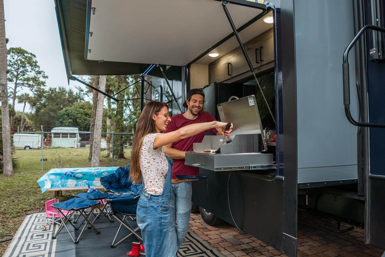 A Guide To Stationary RV Living for Beginners | Camping World Blog