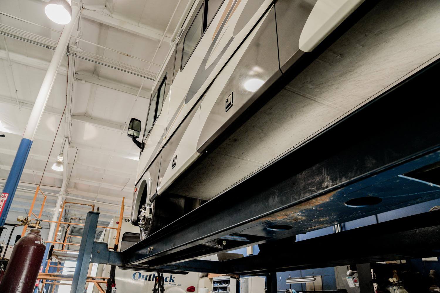 How To Use and Maintain an Onboard RV Generator | Camping World Blog