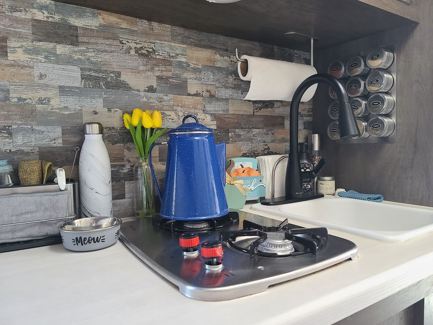 What It's Like Full-time RVing in a 2020 Forest River EVO 178RT ...