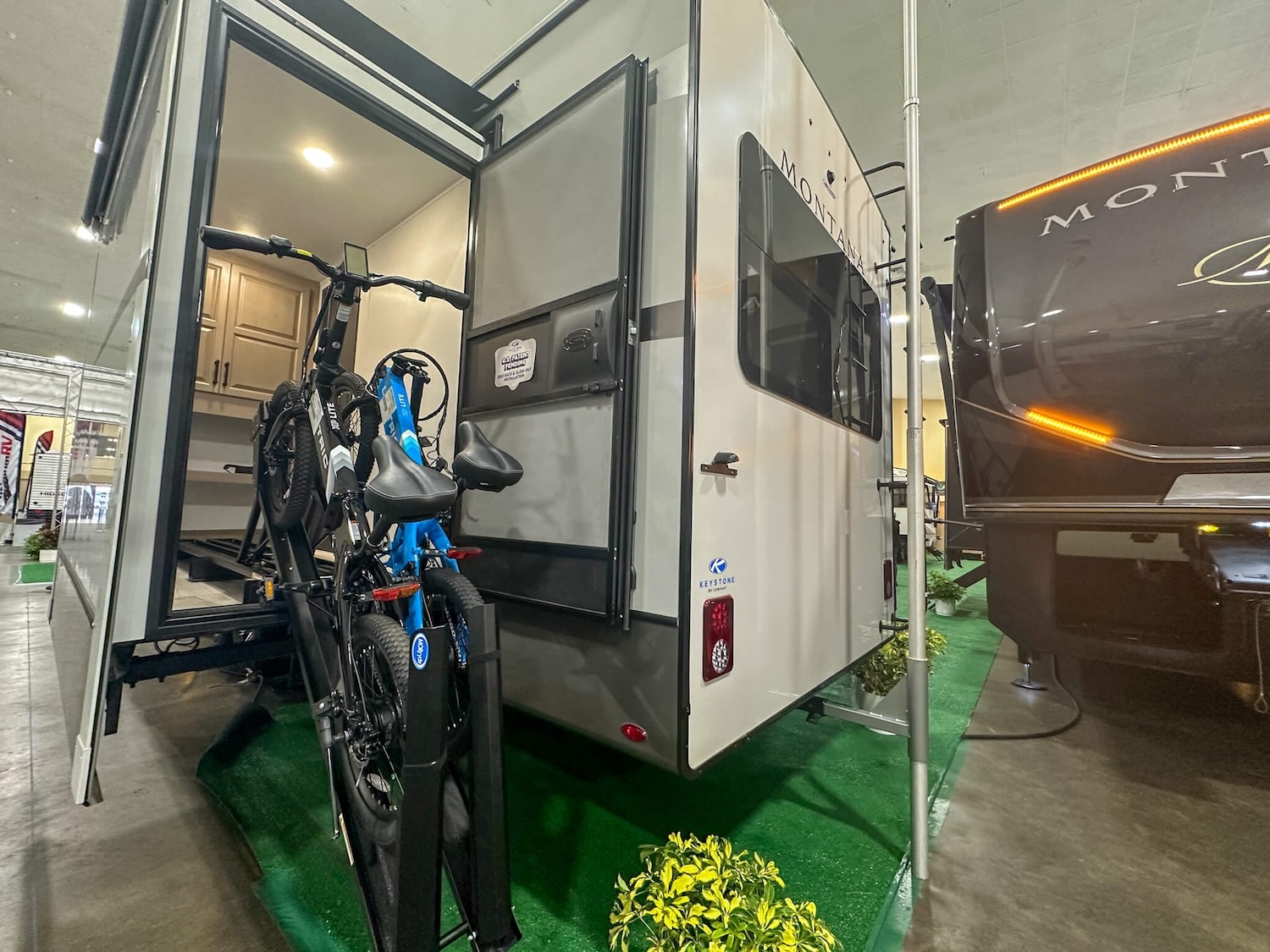 The Coolest RV Innovations From the Florida RV Supershow | Camping ...