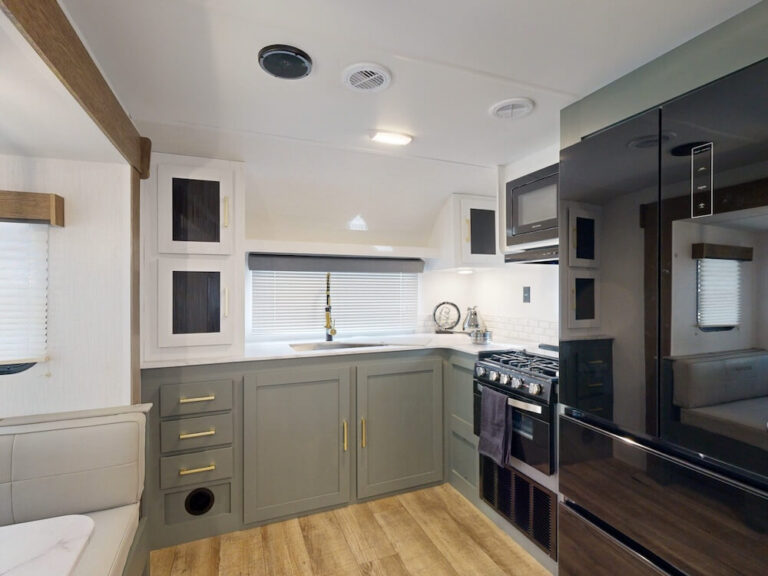Is A Front Kitchen Travel Trailer Your Ideal RV? | Camping World Blog