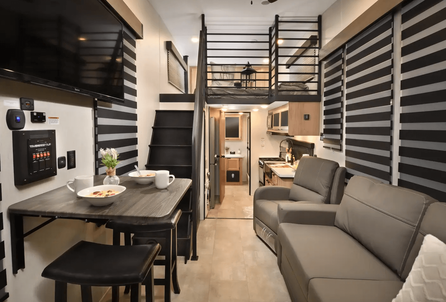 The Best RVs for Families of 2024 | Camping World Blog