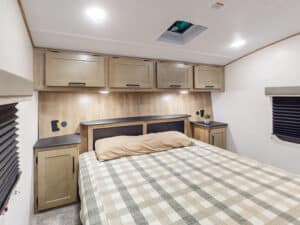 What Is the Best Fifth Wheel Bunkhouse? | Camping World Blog