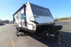 What To Look For When Buying a Used Camper | Camping World Blog