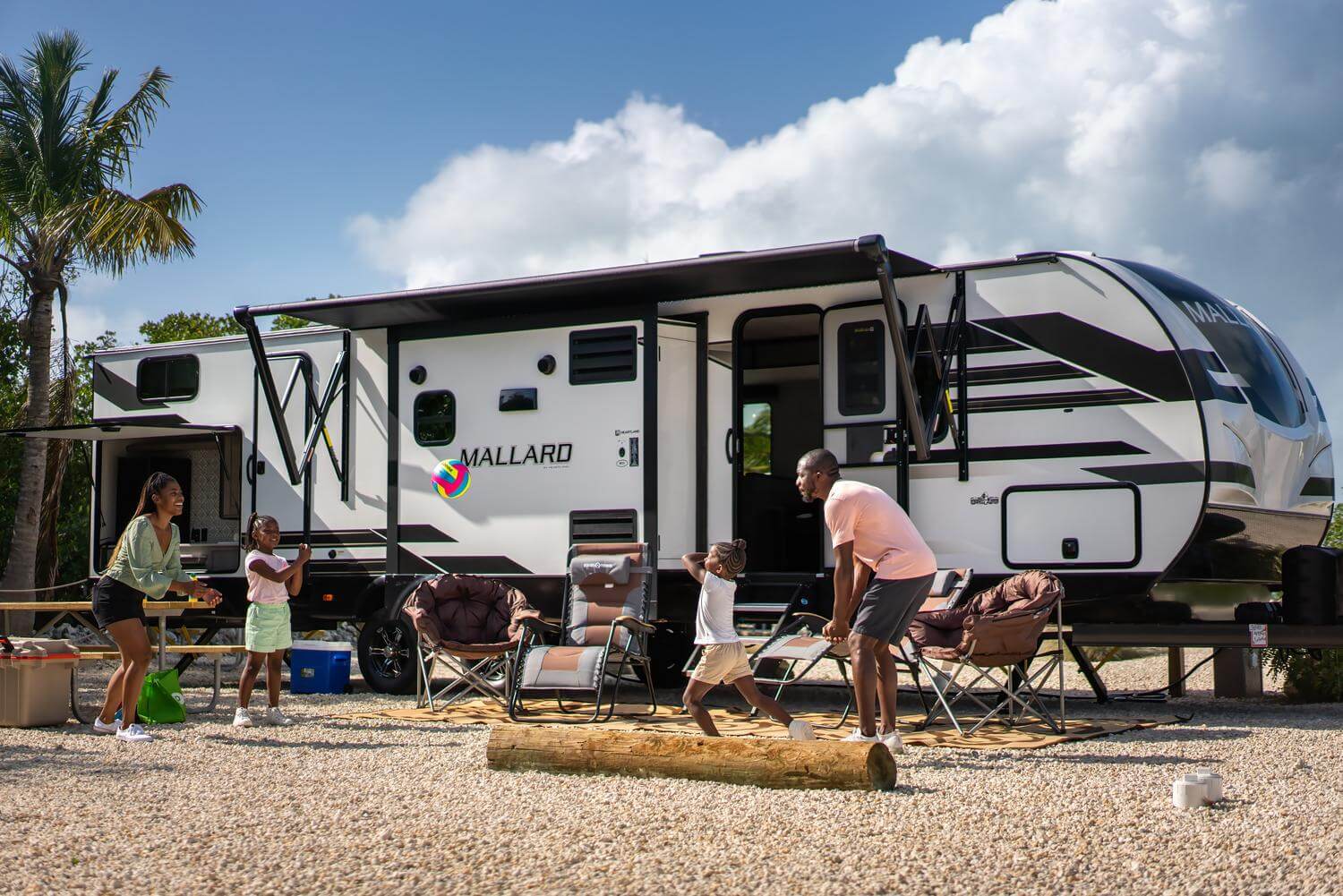 What Are the Top 10 RV Manufacturers? | Camping World Blog