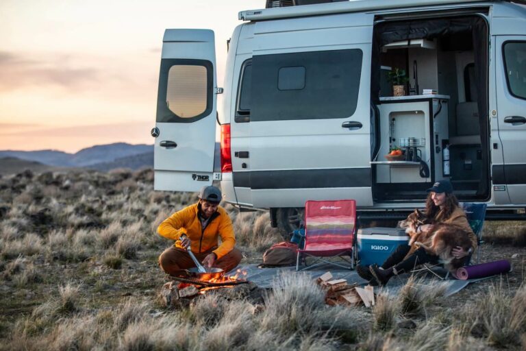 A 2025 Thor Eddie Bauer Camper Introduction | Camping World Blog