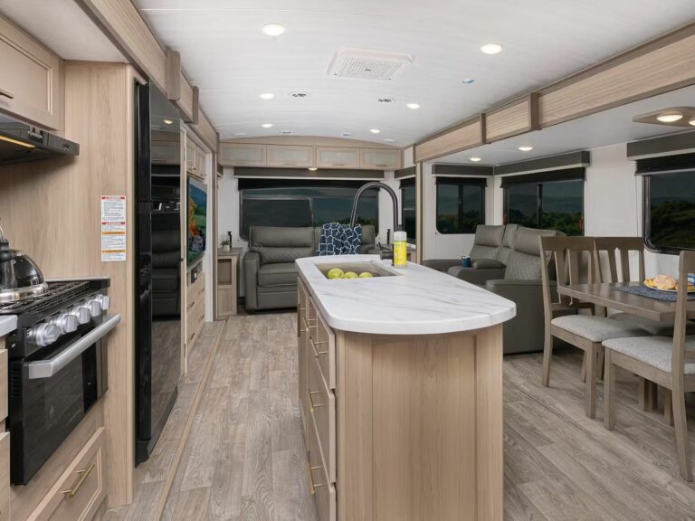 Popular Travel Trailer Floorplans | Camping World Blog