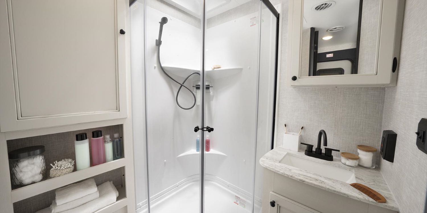 Popular Travel Trailer Floorplans | Camping World Blog