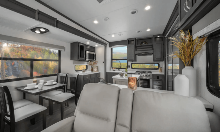 What Is The Best Rear Kitchen Fifth Wheel? | Camping World Blog