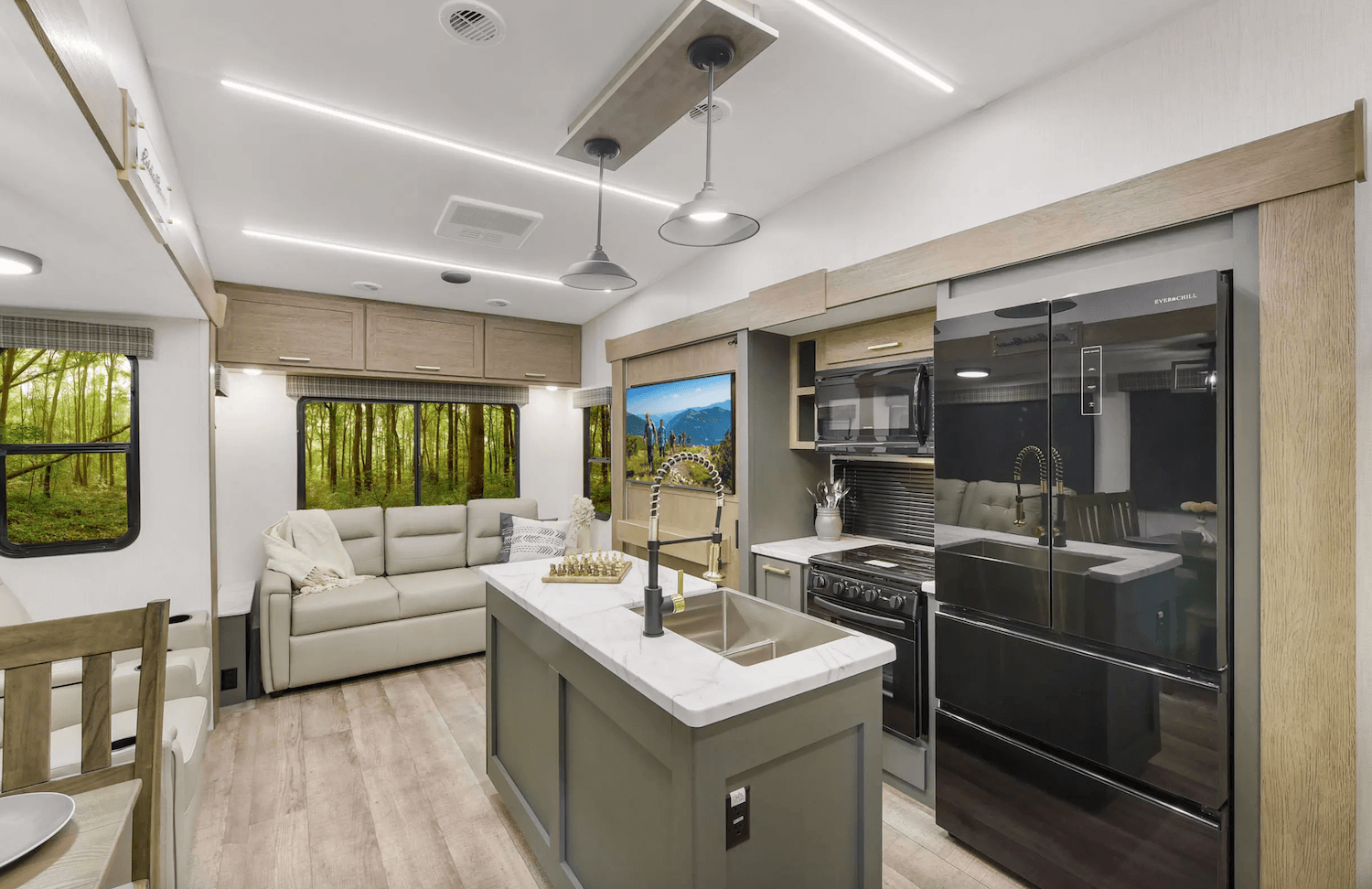 Find Your Dream Rear Living Fifth Wheel