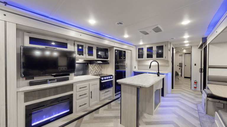 Meet The 2024 Zinger Campers | Camping World Blog