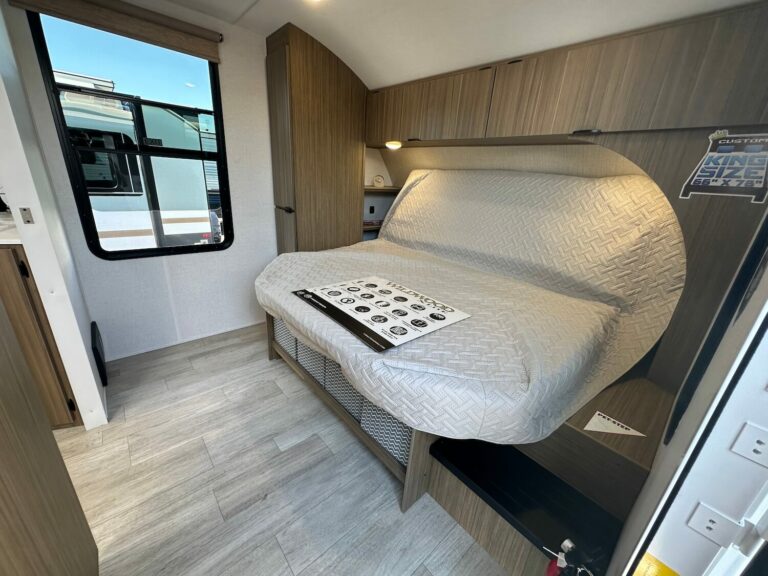 Top 2025 RVs from America’s Largest RV Show | Camping World Blog