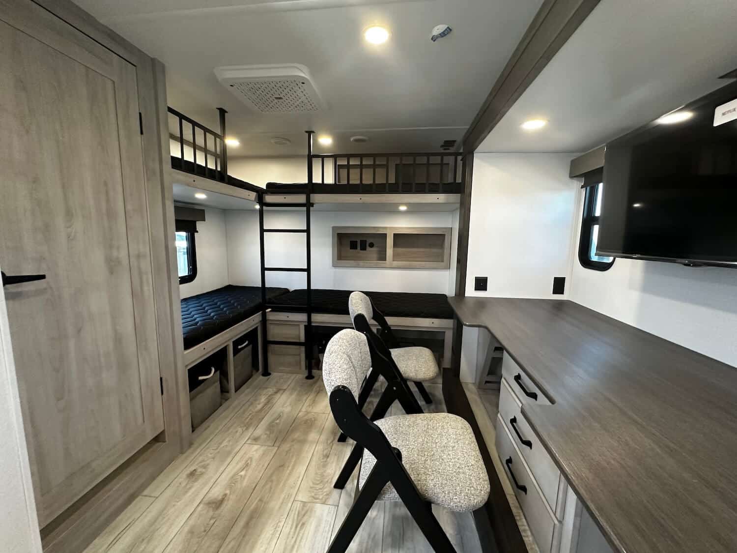 Front Bunkhouse Fifth Wheel RVs for Families | Camping World Blog
