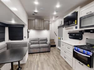 What's The Best Half Ton Towable 5th Wheel?