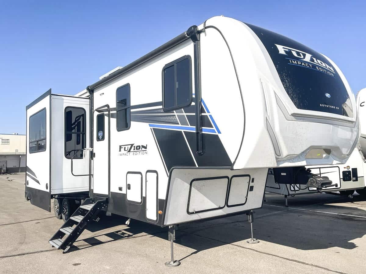 Terrific Toy Hauler 14 Ft Garage Gallery