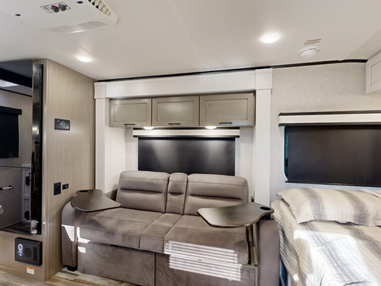 20 Foot Travel Trailer Floor Plans for Couples & Families